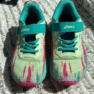 Asics | Shoes | Girls Asics Sneakers | Poshmark